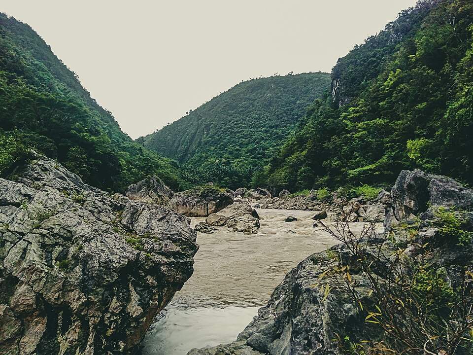 Top Day-Hiking Trails in the Philippines for Beginners - Outdoor Holiday